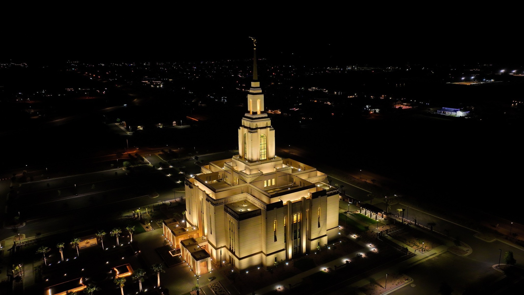 Red Cliffs Utah Temple Photograph Gallery | ChurchofJesusChristTemples.org