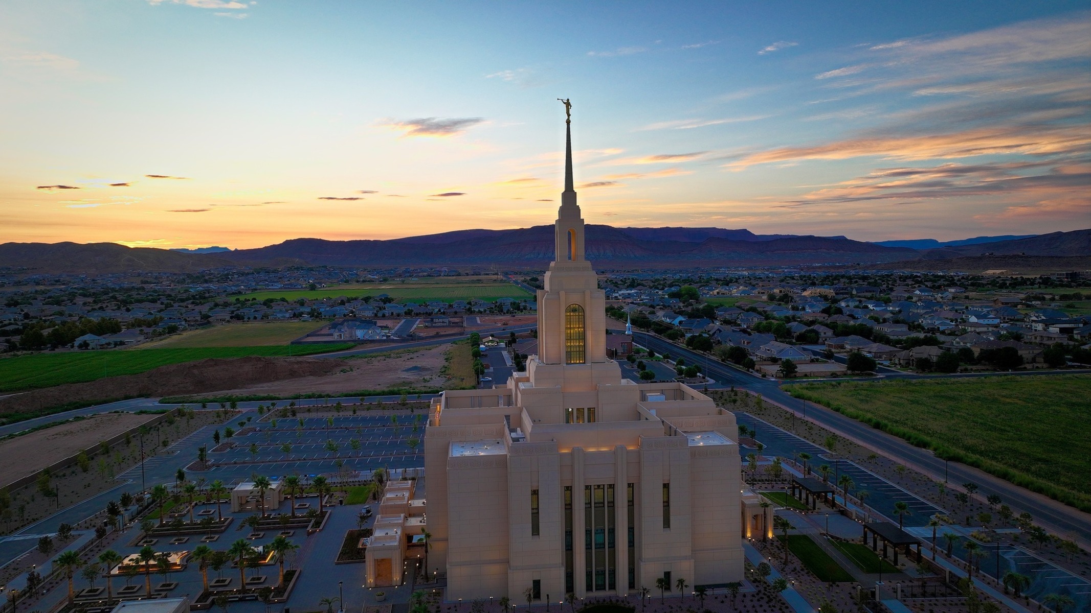 Red Cliffs Utah Temple Photograph Gallery | ChurchofJesusChristTemples.org