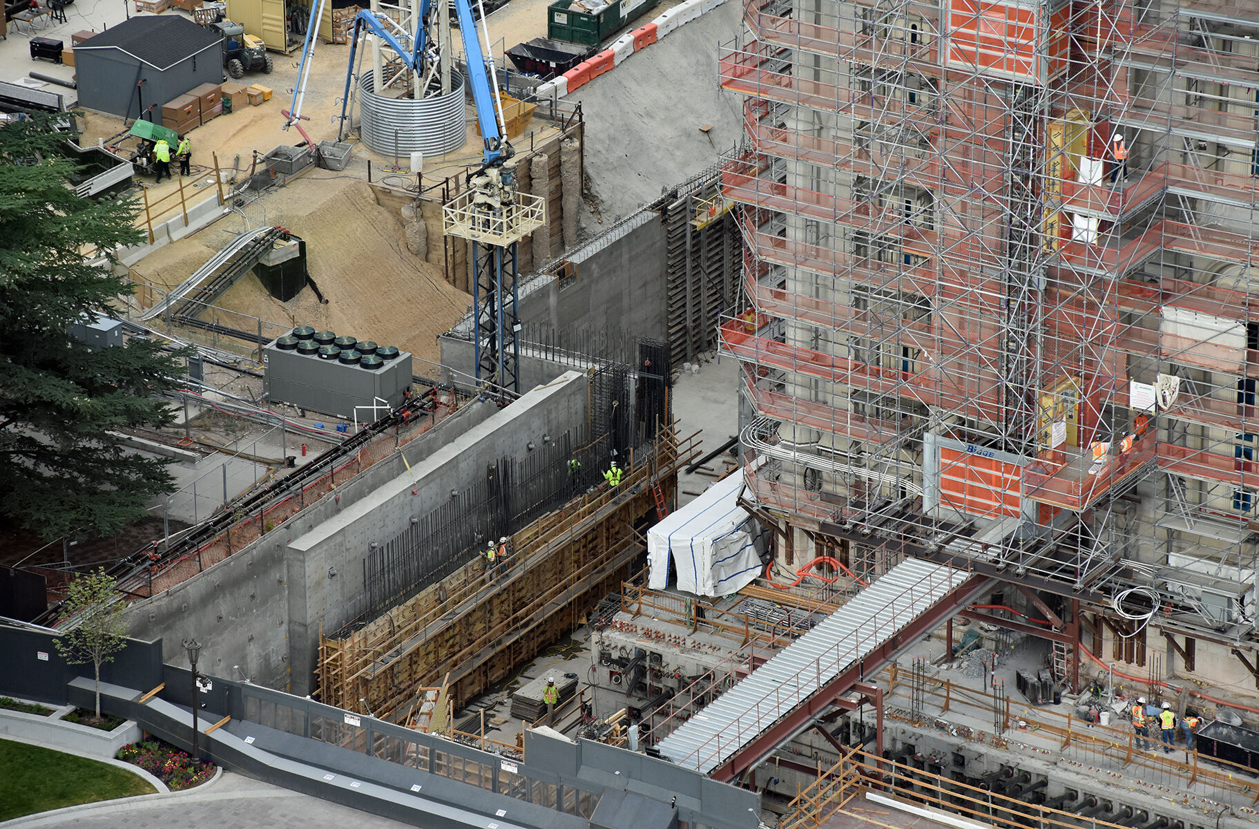 Recently Posted Photographs of Temple Construction ...